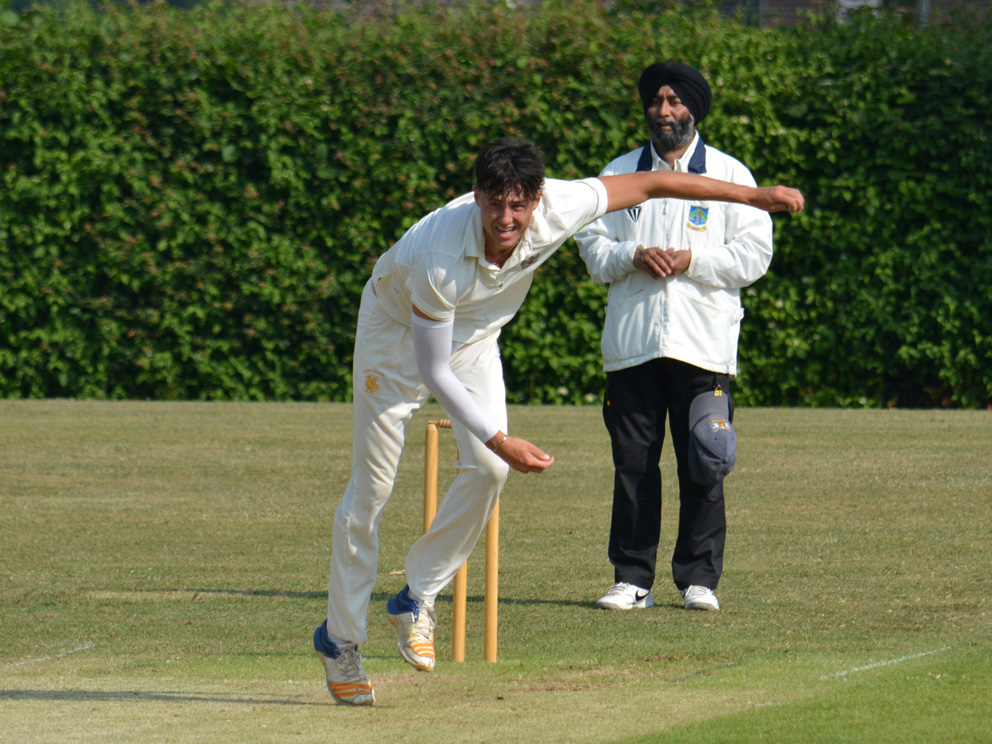 Win over Abbots takes Exeter to top of the A Division | 'All the lads ...