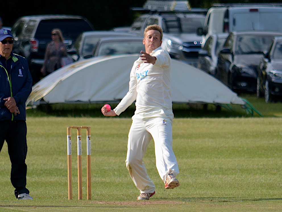 Tolchards Devon Cricket League - Devon Cricket
