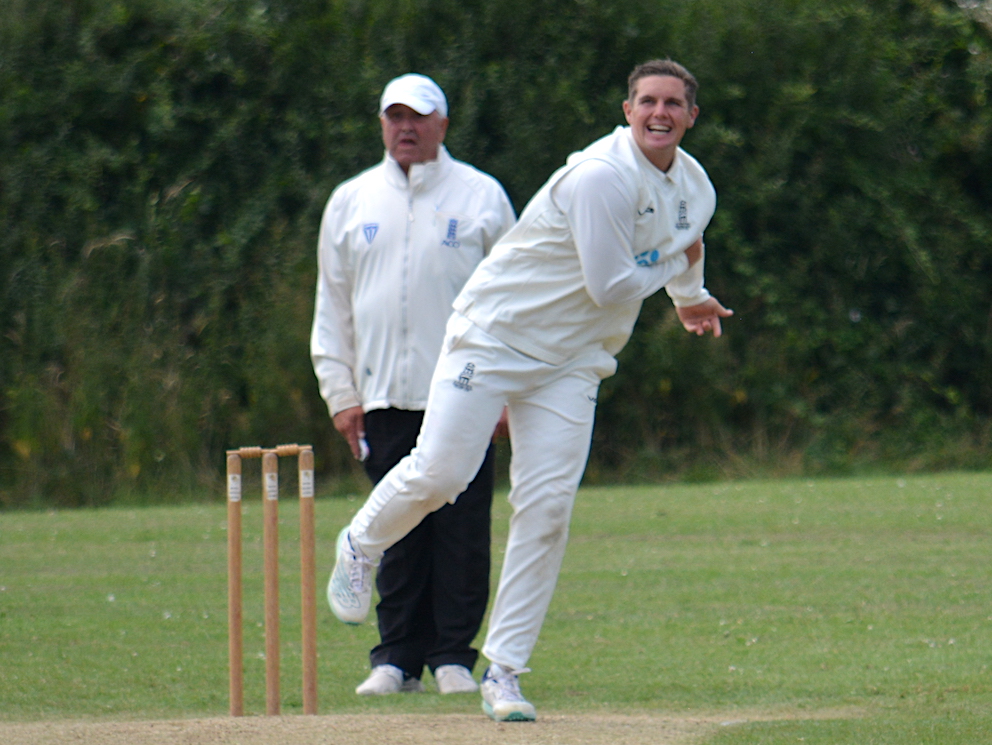 All the scores from all the Premier-D Division games in round nine of ...